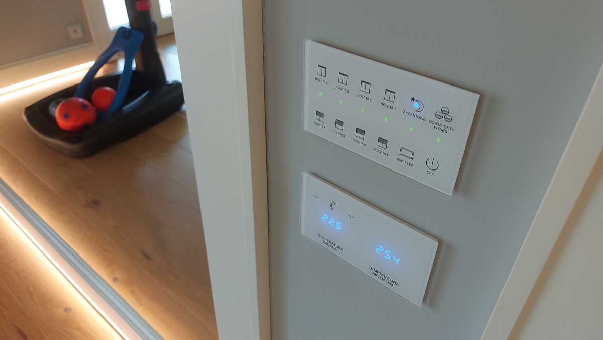 Control and management of the family residence and surrounding ...